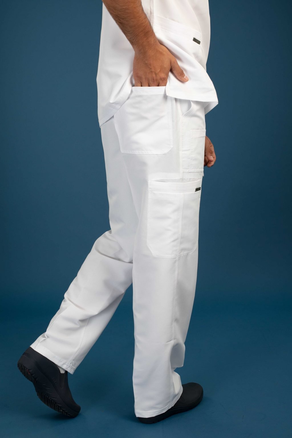 Uniforme caballero antifluido blanco - Masscrubs